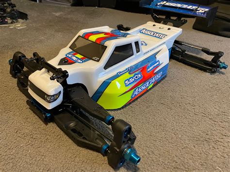 Brand New RC8T3 2e W Custom Painted Body R C Tech Forums
