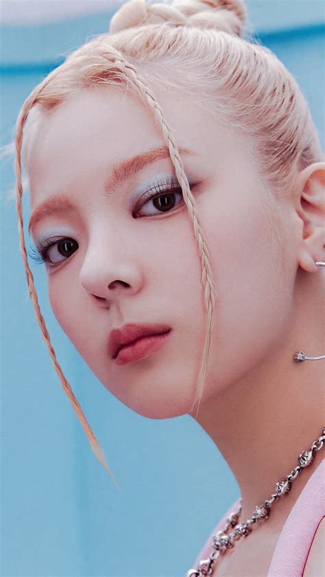 Lia Itzy Kill My Doubt K L Wallpaper Iphone Phone