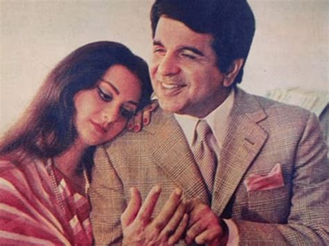 Dilip Kumar Had A Second Marriage Secretly Saira Banu दिलीप कुमार यांनी गुपचूप केले होते दुसरे