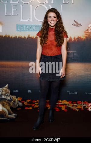 Us Actress Molly Kunz Attending The Le Loup Et Le Lion The Wolf And