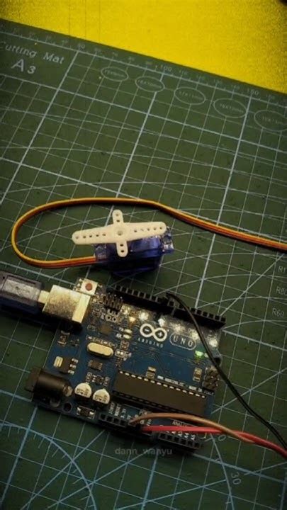 Servo 180° Arduino Elektromedik Tech Arduinoide Automobile Smartphone Coding Electronic