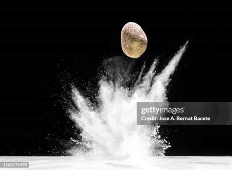 Meteors Falling Photos And Premium High Res Pictures Getty Images