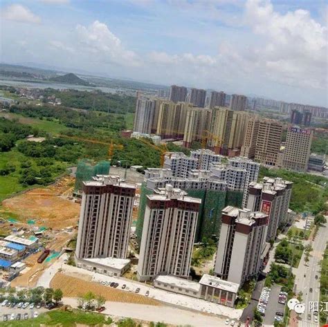 阳江市8月6日成交商品房38套，成交均价5995元平方面积楼盘地区