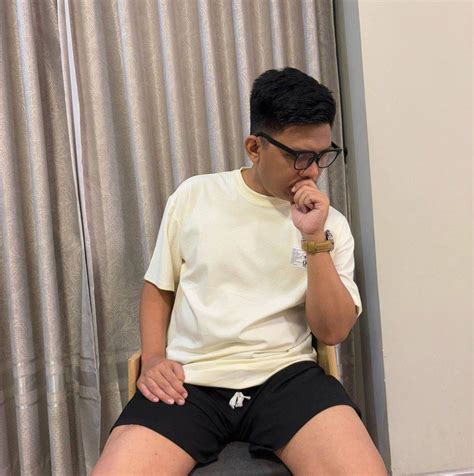 💁🏻‍♀️ခုလို Onlineကနေရော ဆိုင်မှာရော ကြိတ်ကြိတ်တိုး အားပေးမှုတိုင်းအတွက် အထူးပင် ကျေးဇူးတင်ရှိပ