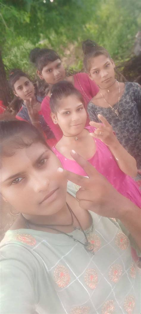 Xii Simpal King Riya