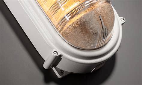 Sp 10 Large Oval Fluorescent Bulkhead Jandg Coughtrie