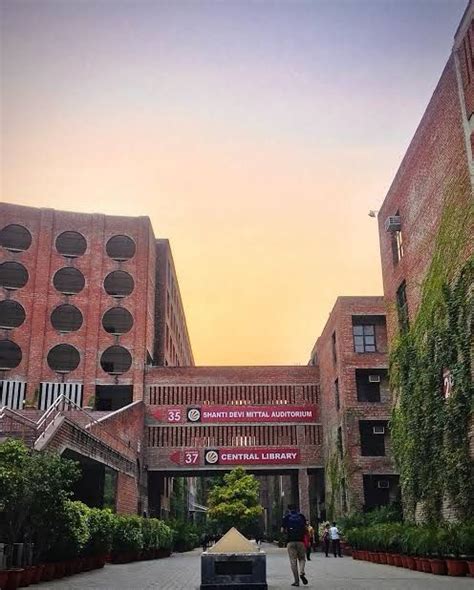 Firstsemester Lpu Codingjourney Learningandgrowing Himanshi