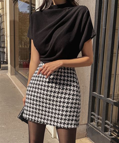 헤리나 하프넥 드레이프 캡소매 티셔츠2차 재진행신상데일리룩여성데일리가을셔링티셔츠하객룩가을티셔츠루즈핏티셔츠간절기셔링 글램