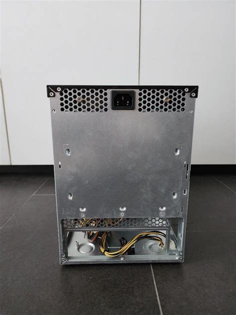 Chenbro Mini Itx Case With Hot Swap Removable 4 Drive Bays Computers And Tech Parts