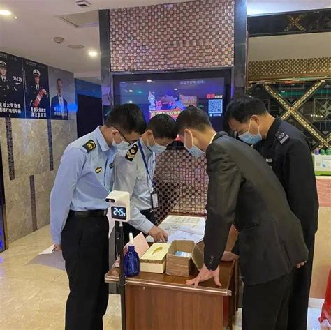 对全县网吧、ktv、酒吧等场所开展突击检查！经营龙川防控