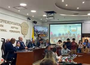 Colombia Aprueban Primer Debate De Reforma A La Salud En El Congreso