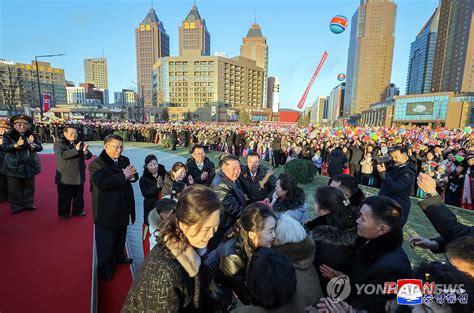 Lead N Korea Completes 50000 Unit Housing Construction Project In