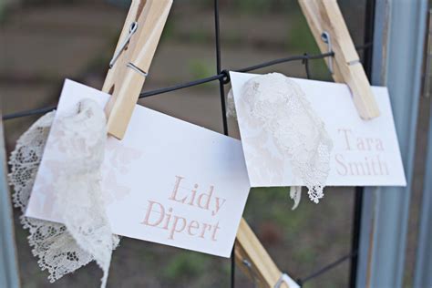 Identify Yourself In Style With These DIY Name Tags