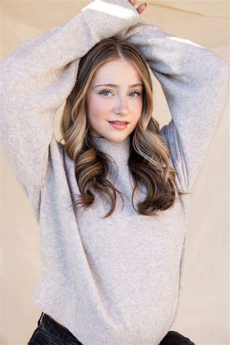 Girls Evy Bullet Models