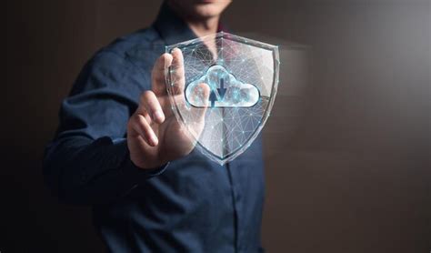 Premium Photo Shield And Cloud Storage From The Web Cyber Security Concept