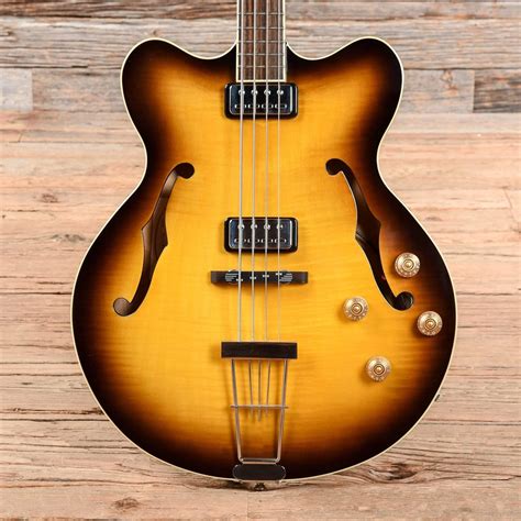 Hofner Contemporary Verythin Reissue Bass Sunburst
