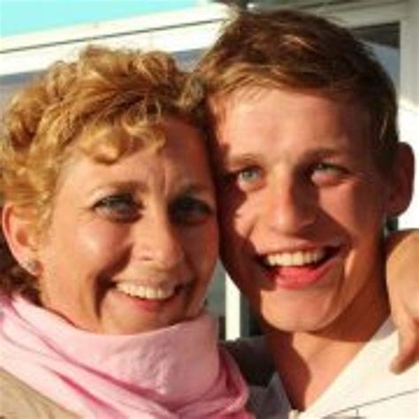 Stream Bram De Graaff Music Listen To Songs Albums Playlists For