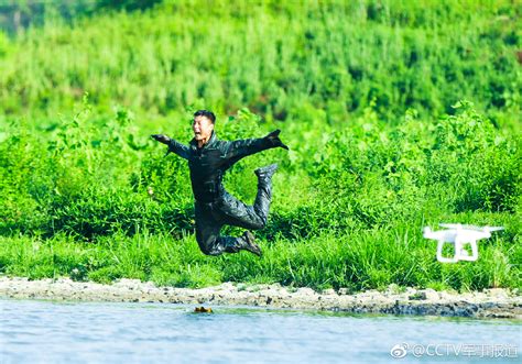 直击武警周口支队“魔鬼周”极限训练：从难从严从实锤炼特战队员魔鬼谷珊极限新浪新闻