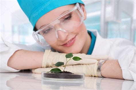 성인 여자 생물학자 검사하는 환경 에서 겨울 스톡 사진 생물학자에 대한 스톡 사진 및 기타 이미지 생물학자 겨울 호수 Cloobx Hot Girl