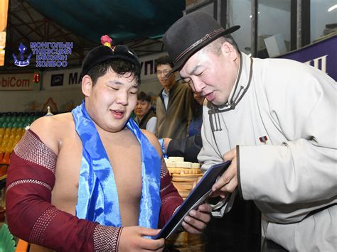 Сар шинийн баярт зориулсан цолгүй бөхчүүдийн барилдаанд Д Нарантулга түрүүллээ Isee Mn