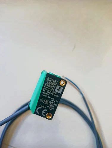 Ml 100 P And F DIFFUSE MODE SENSOR At 1950 Piece Rectangular Photoelectric Sensor In