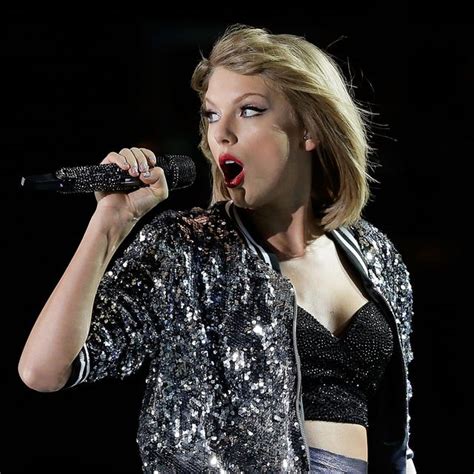 Taylor Swift Está Regrabando Sus álbumes Para Recuperar Sus Derechos