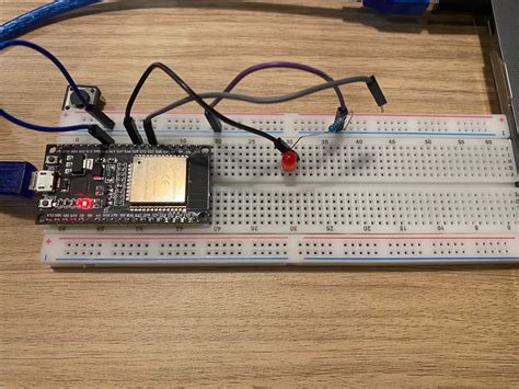 Embedded System Project 4 Esp 32 External Sensor By Angelica