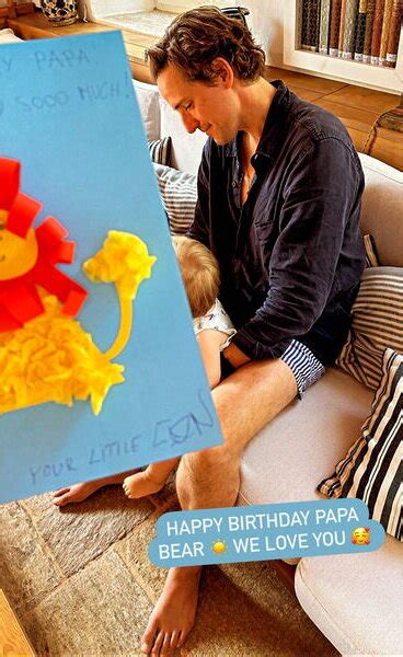 Мария Шарапова показала как ее годовалый сын поздравил отца миллионера с 44 летием Runews24