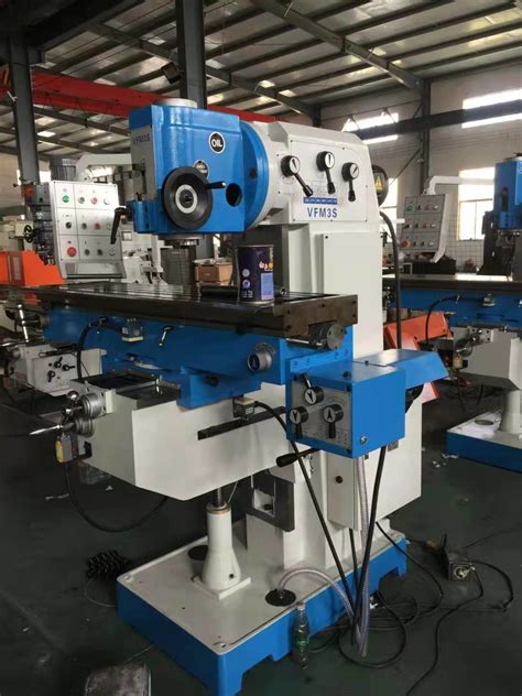 Multi Purpose Spindle Universal Milling Machine CNC Universl