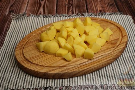 Рецепт Тушёная картошка с фрикадельками на