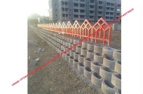 Panel Build Interlock Retaining Wall Blocks Thickness 60mm At Rs 100 Square Meter In Surat