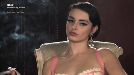 Portia V Smoking S Fetish In Bra And Panties