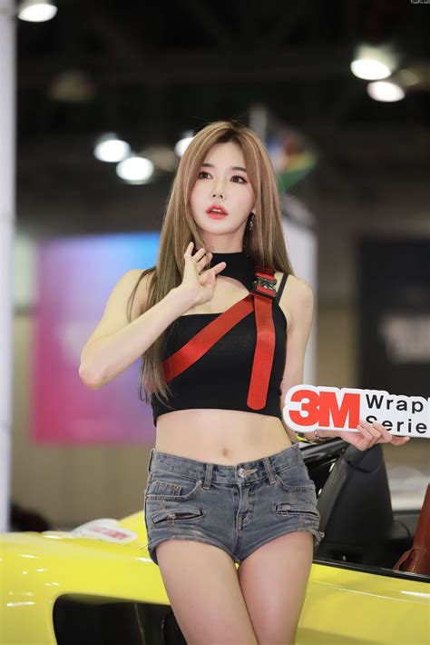 Korean Racing Model Han Ga Eun Seoul Auto Salon 2019
