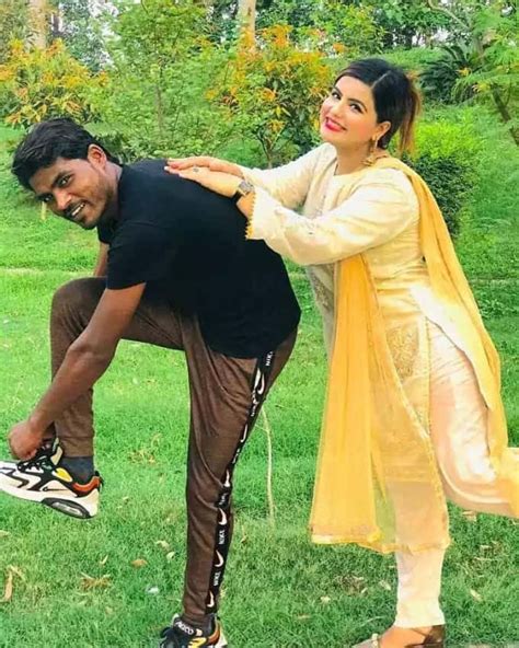 Tiktoker Ayesha Akram Pardons All Suspects In Minar I Pakistan Assault Case