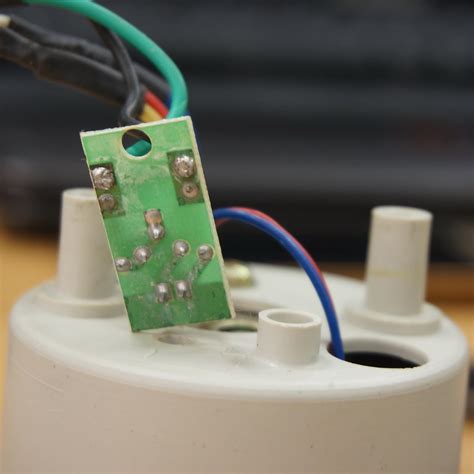 Стрелочный электронный спидометр