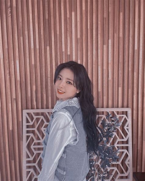 Pin by 𝕃𝕚𝕥𝕥𝕝𝕖𝕜𝕦𝕟𝕜𝕦𝕟𝕩 on itzy ˊ Itzy Yu na Girl Pin by 𝕃𝕚𝕥𝕥𝕝𝕖𝕜𝕦𝕟𝕜𝕦𝕟𝕩 on itzy ˊ Itzy Yu na Girl