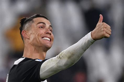 Cristiano Ronaldo Starts 2020 With A Hat Trick Zlatan Flops On Ac