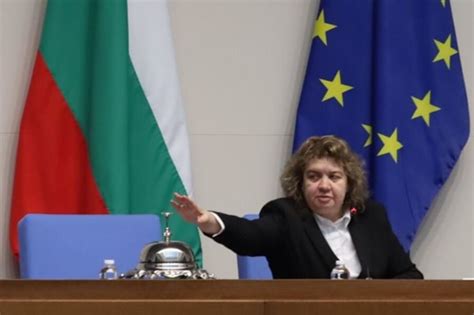 Наталия Киселова ще участва в честването на 3 март на връх Шипка