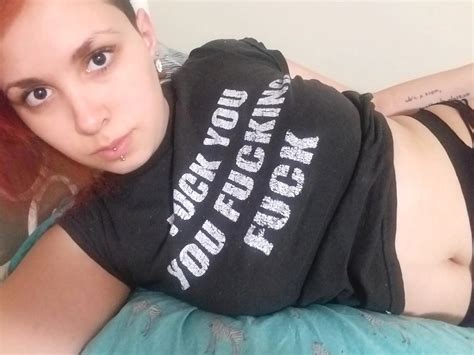 Finally Ready For Bed Who Wants To Cuddle Up With Me Scrolller