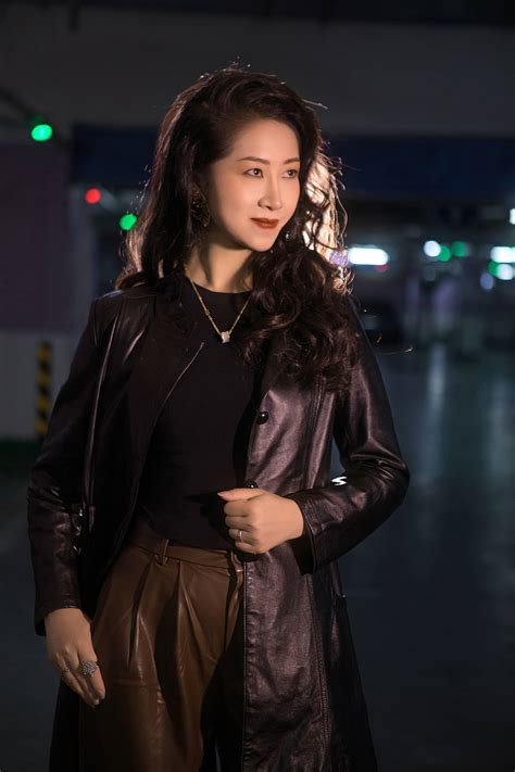 世界花卉模特大赛全球民选冠军高兴金秋港风系列片 搜狐大视野 搜狐新闻