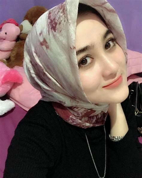 Foto Gadis Berjilbab Cantik Terbaru Cantikamagz