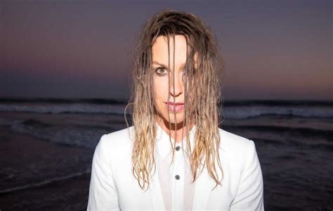 Glastonbury 2025 Heres Everything Alanis Morissette Played At Her