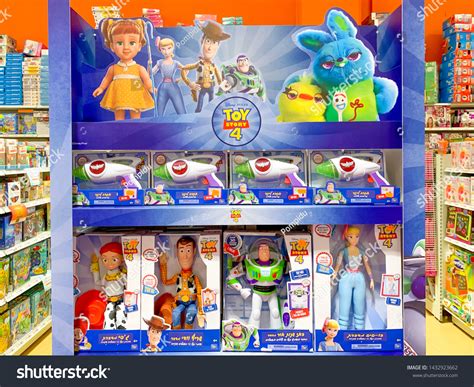 Toy Story Toys R Us