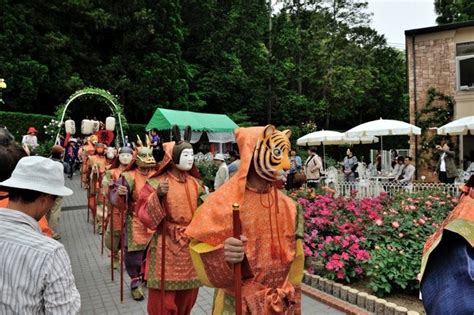 霊山寺の薔薇会式 大和路を気ままに散歩