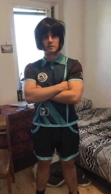 Create Meme Cosplay On Feng Cosplay Costume Feng Ming Dead By Daylight Pictures Meme