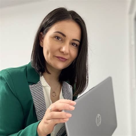 Alexandra Alexandra Narcisa