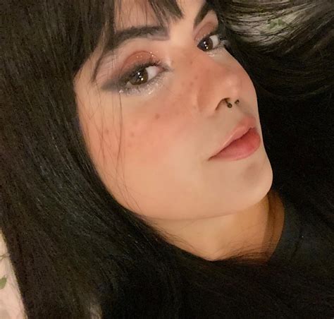 If You Are Reading This You Owe Me A Kiss 🥰 R Faces