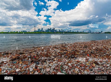 Lake Ontario Showing Skyline View Of Toronto Shoreline In Summer Stock