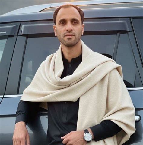 نوید العباسی