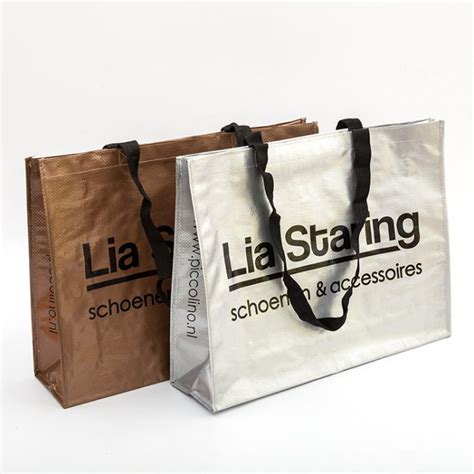 Custom Retail Shopping Bags Wholesale